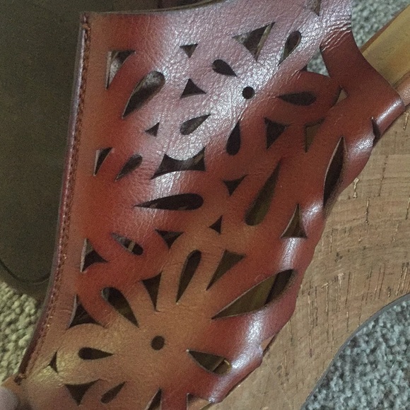 Nine West | Shoes | Nine West Laser Cut Wedges | Poshmark